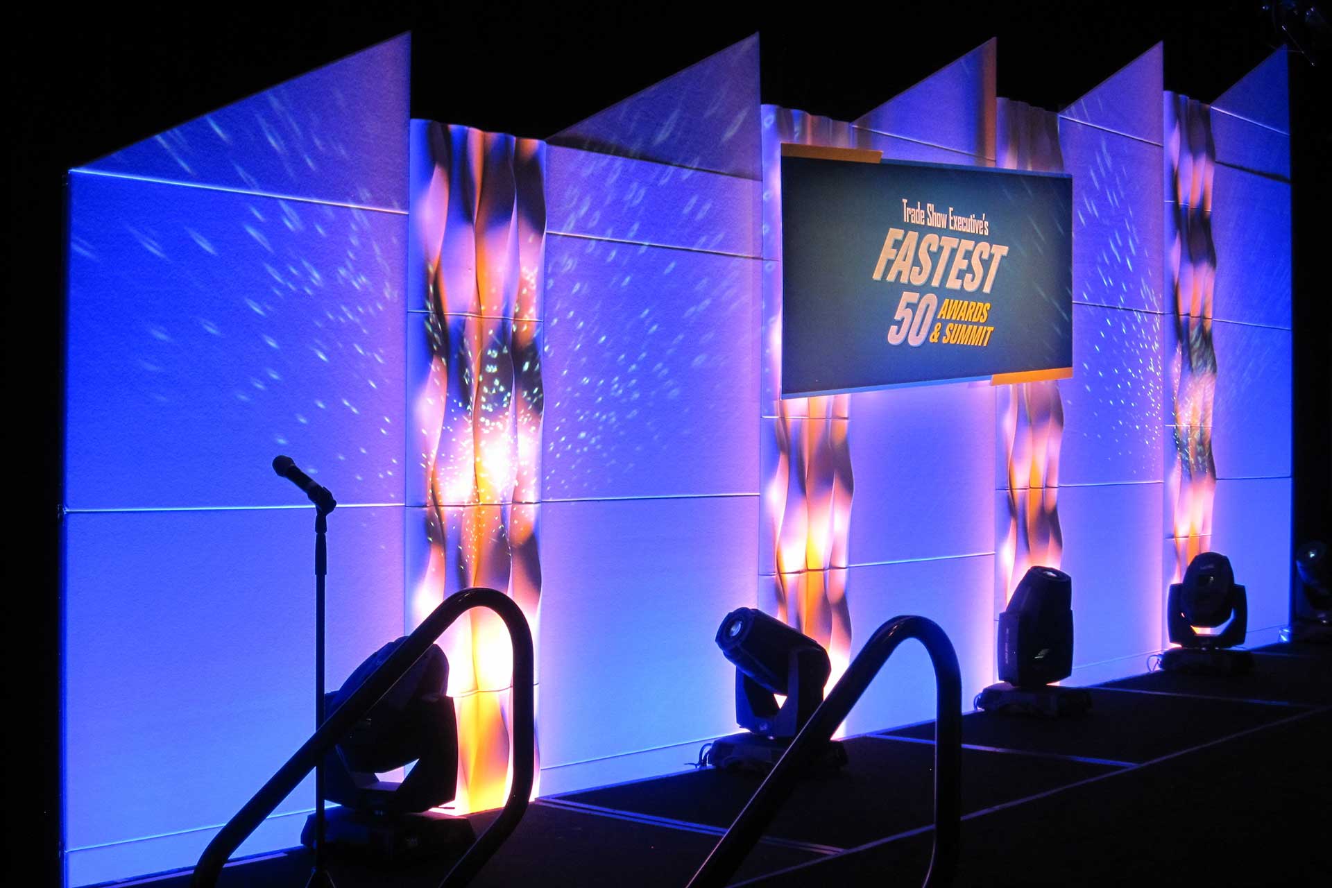 Seamless Frame and Panel Scenery | Hard Panel Modular Scenic System